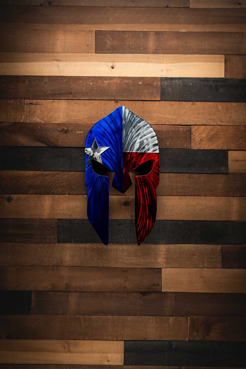 Texas Flag Themed Spartan Helmet - Metal Wall Hanging – Nine Line Apparel